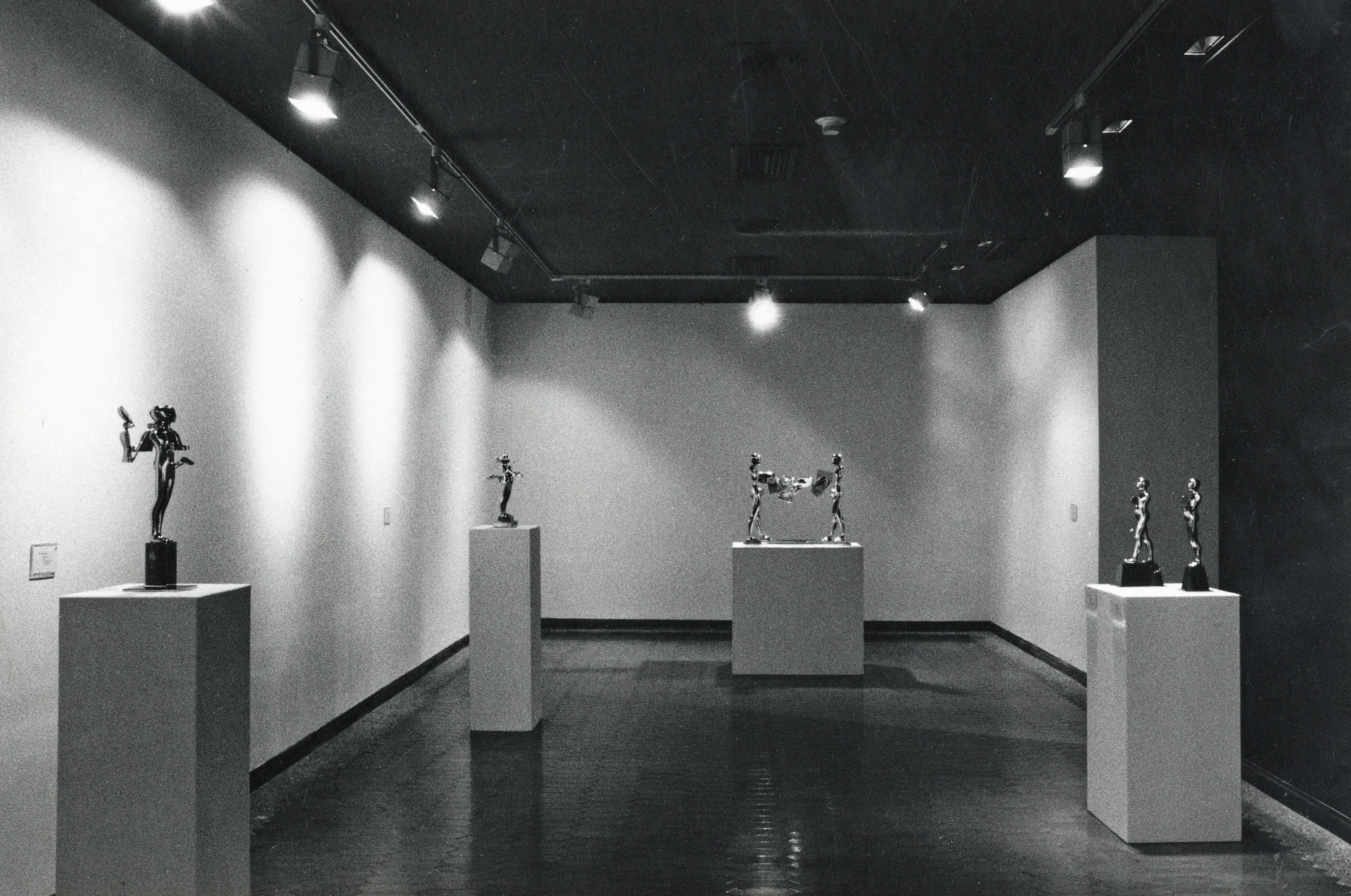 Ernest Trova 1989 - Galería Freites